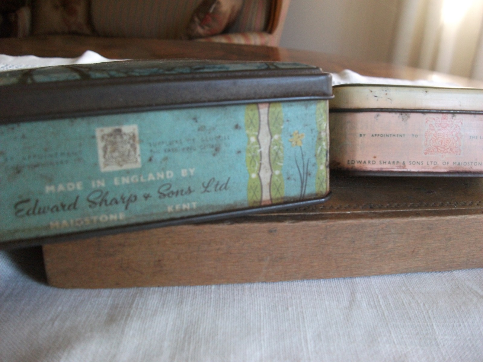 LA BROCANTE DE BLANCHE: Two Antique English tins EDWARD SHARP & Sons Ltd