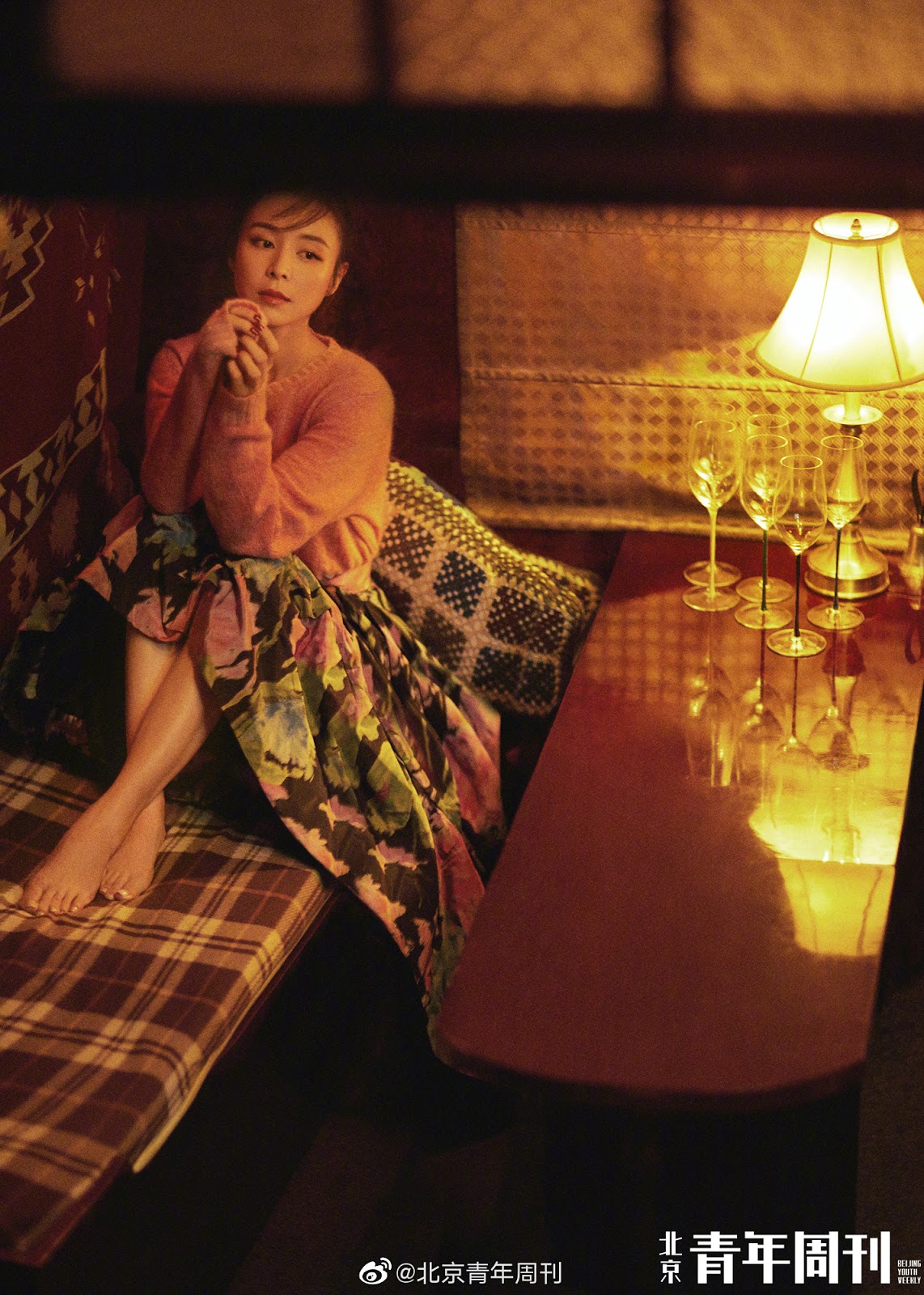 China Entertainment News: Zhang Jingchu poses for photo shoot