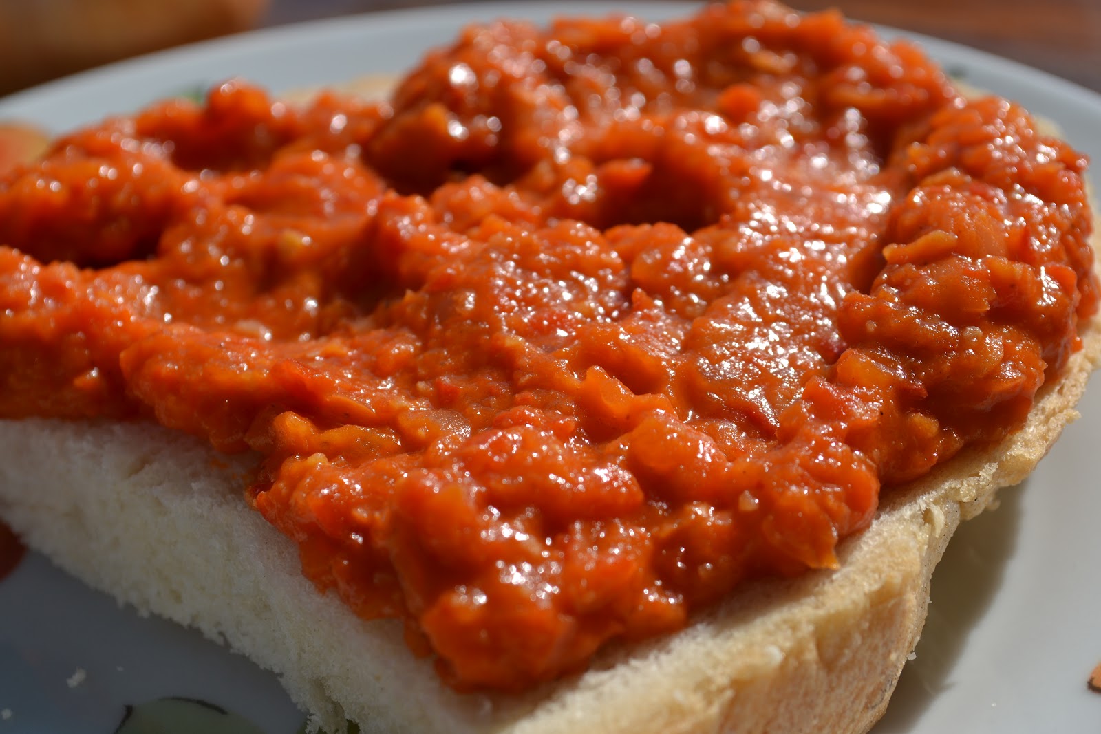 Myra's kitchen: Zacusca de fasole boabe