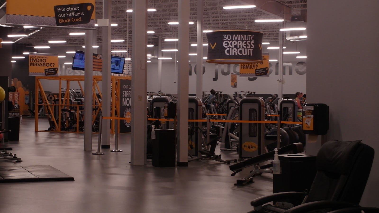 one way ticket: Fit4Less: доступный фитнес в Канаде