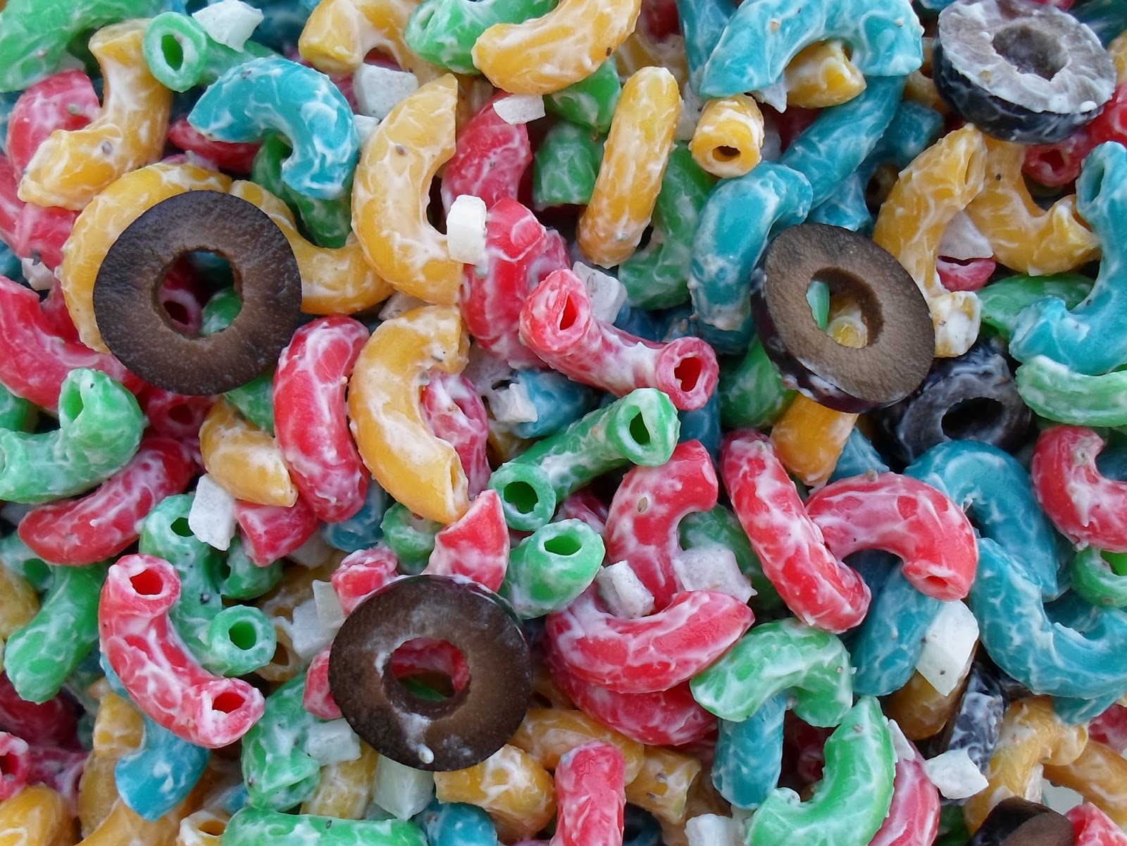 Happier Than A Pig In Mud: Olympic Pasta Salad -Dying Pasta The Ring ...