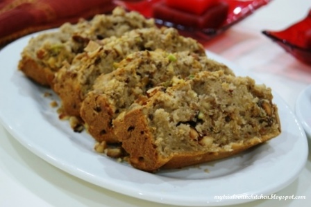 My Trials in the Kitchen: Crunchy Mixed Nuts Cake