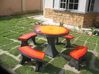 creativeDesign: Unique Wooden Shape Garden Table Set Design