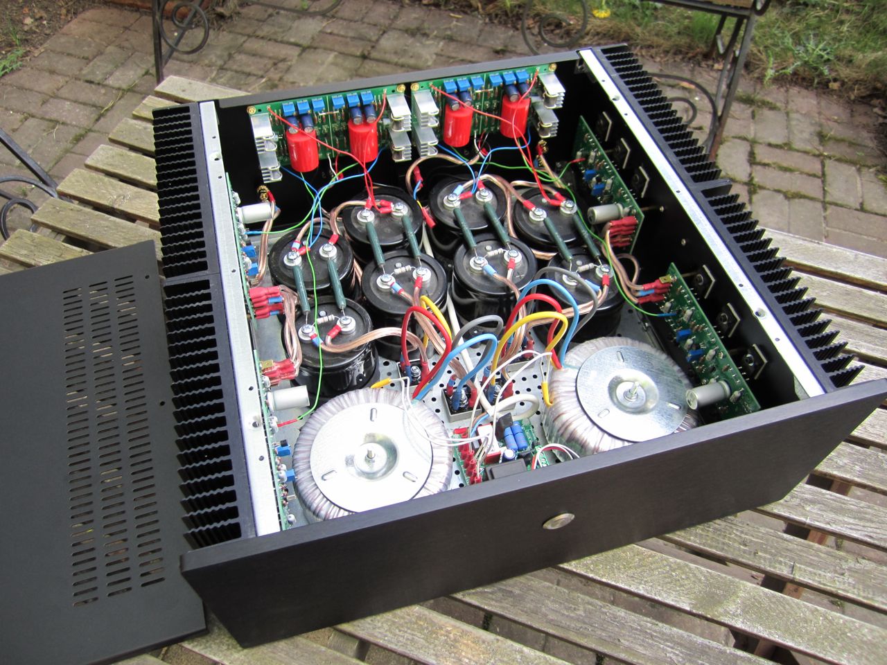 Easy Chip Amplifier: Burning Amp BA-3b (Balanced)