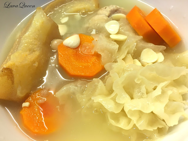 SNOW PEAR SOUP WITH WHITE FUNGUS AND CARROT - Lava Queen