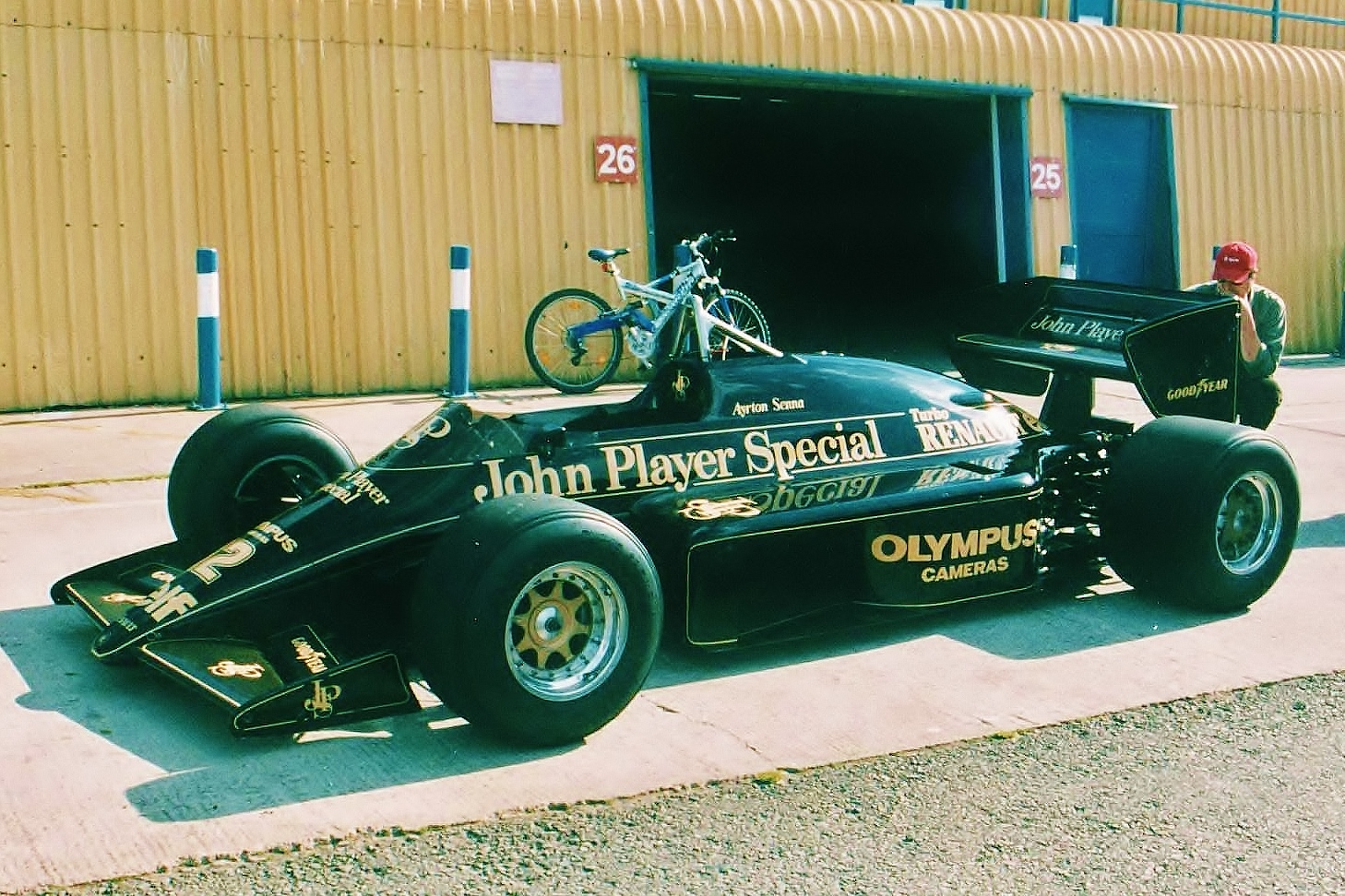 Ferraris and Other Things: Lotus 97T & 98T