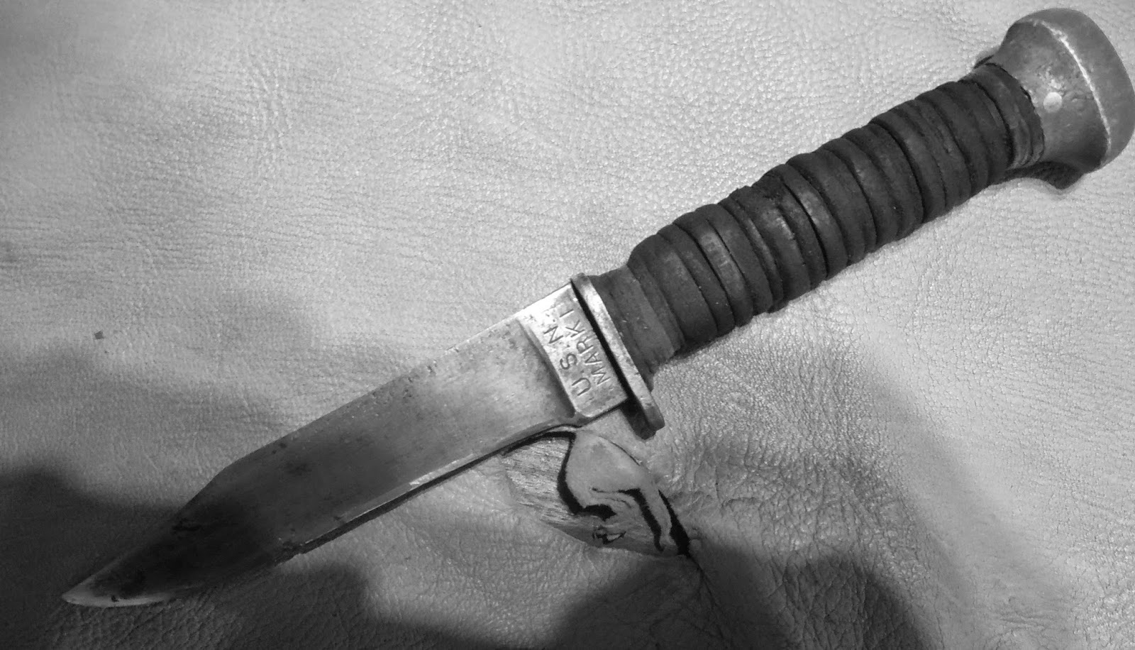 The Travis McGee Reader: Knives