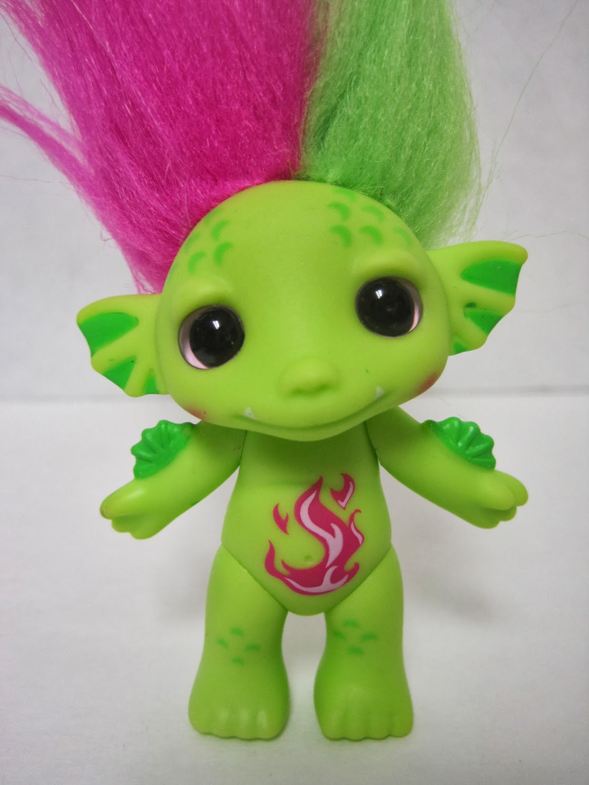 Never Grow Up: A Mom's Guide to Dolls and More: Zelfs Green House ...