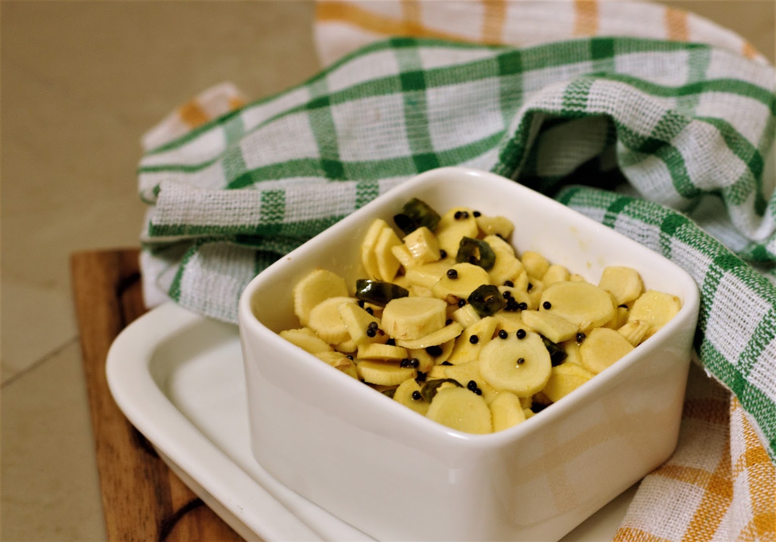 Flavours and Tastes: Maa Inji Oorugai - Pickled Mango Ginger