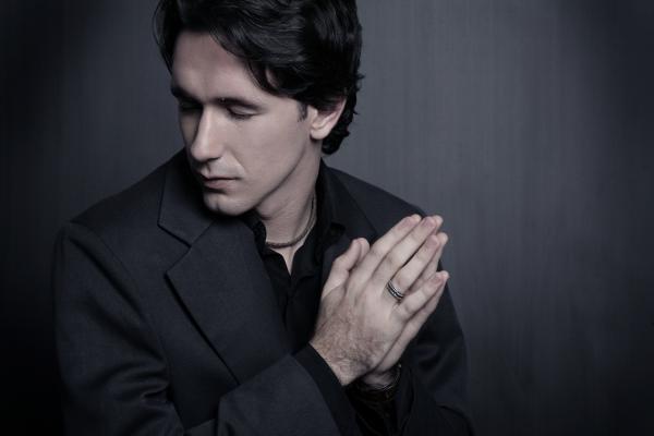 A notícia que interessa! : Cantor católico Tony Allysson lança ...