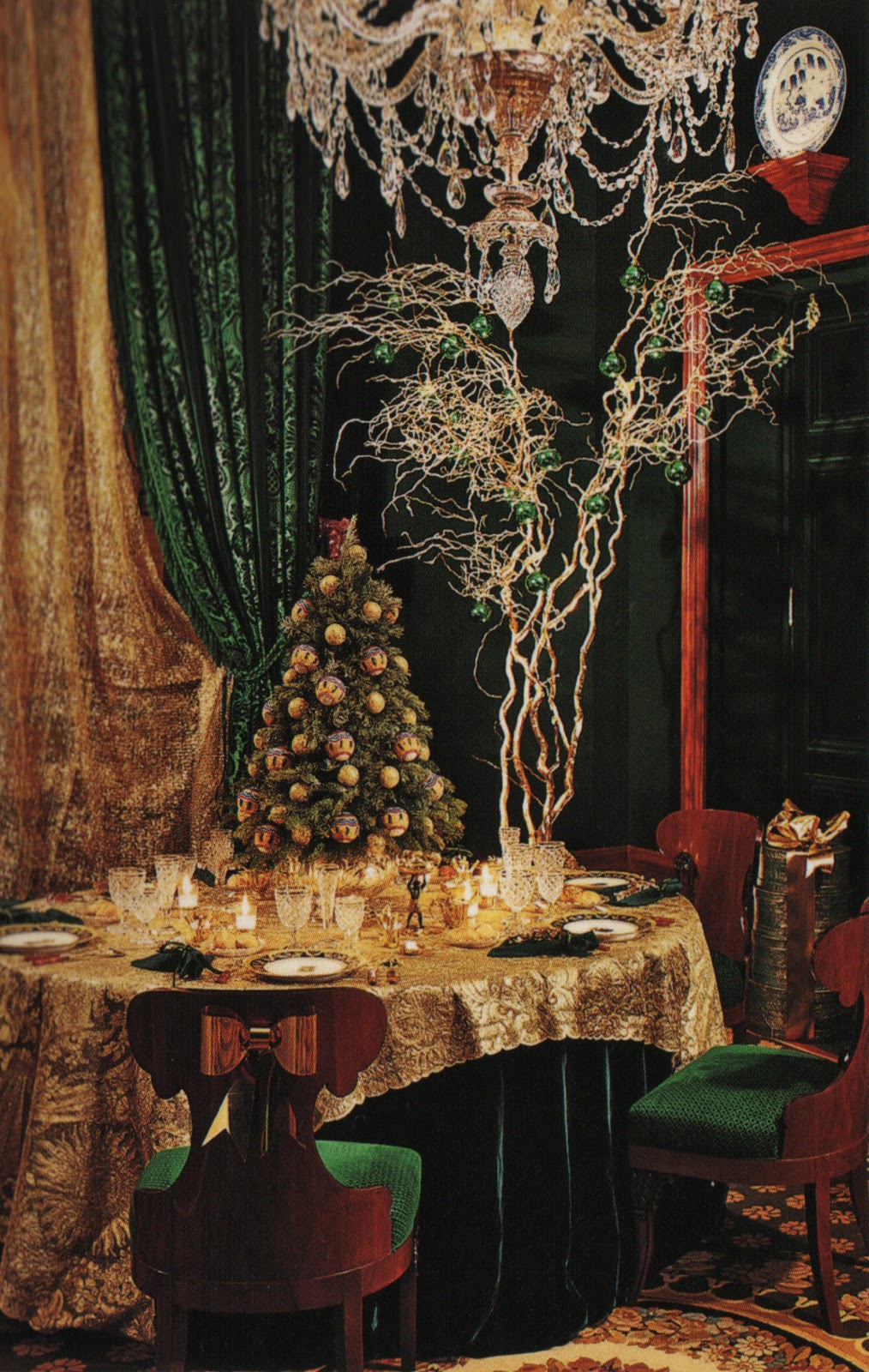 Alberto Pinto's Holiday Table Settings