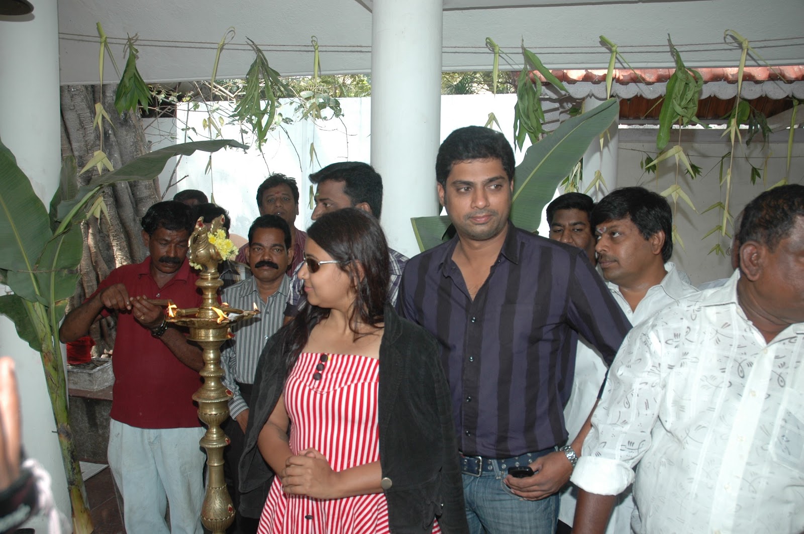 Poo Pookum Osai Movie Launch Stills Poo Pookum Osai Movie Launch Images