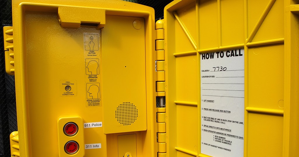 Queens Crap: NYPD call boxes now in Forest Park
