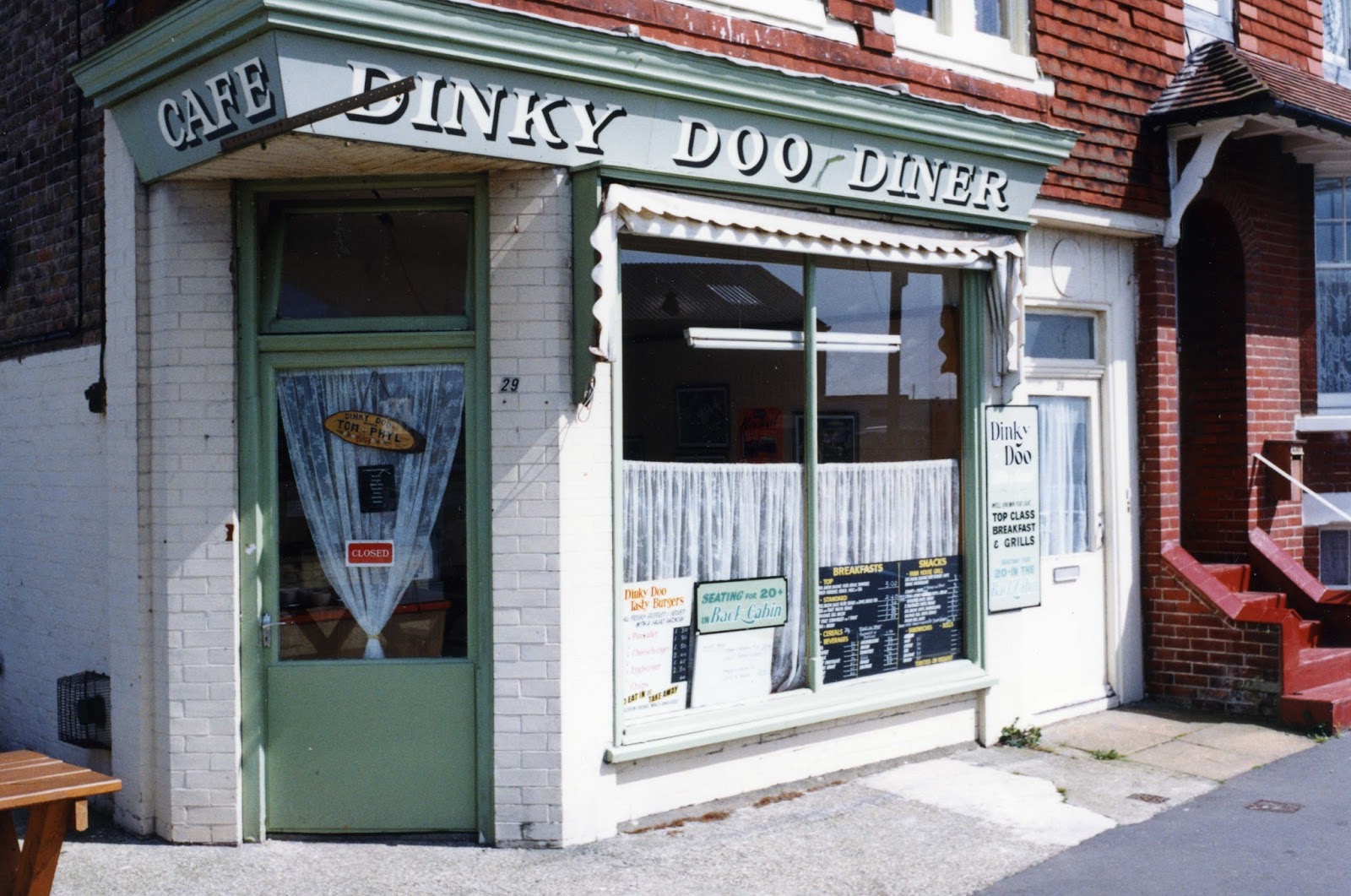 Lucy Melford: The Dinky Doo Diner