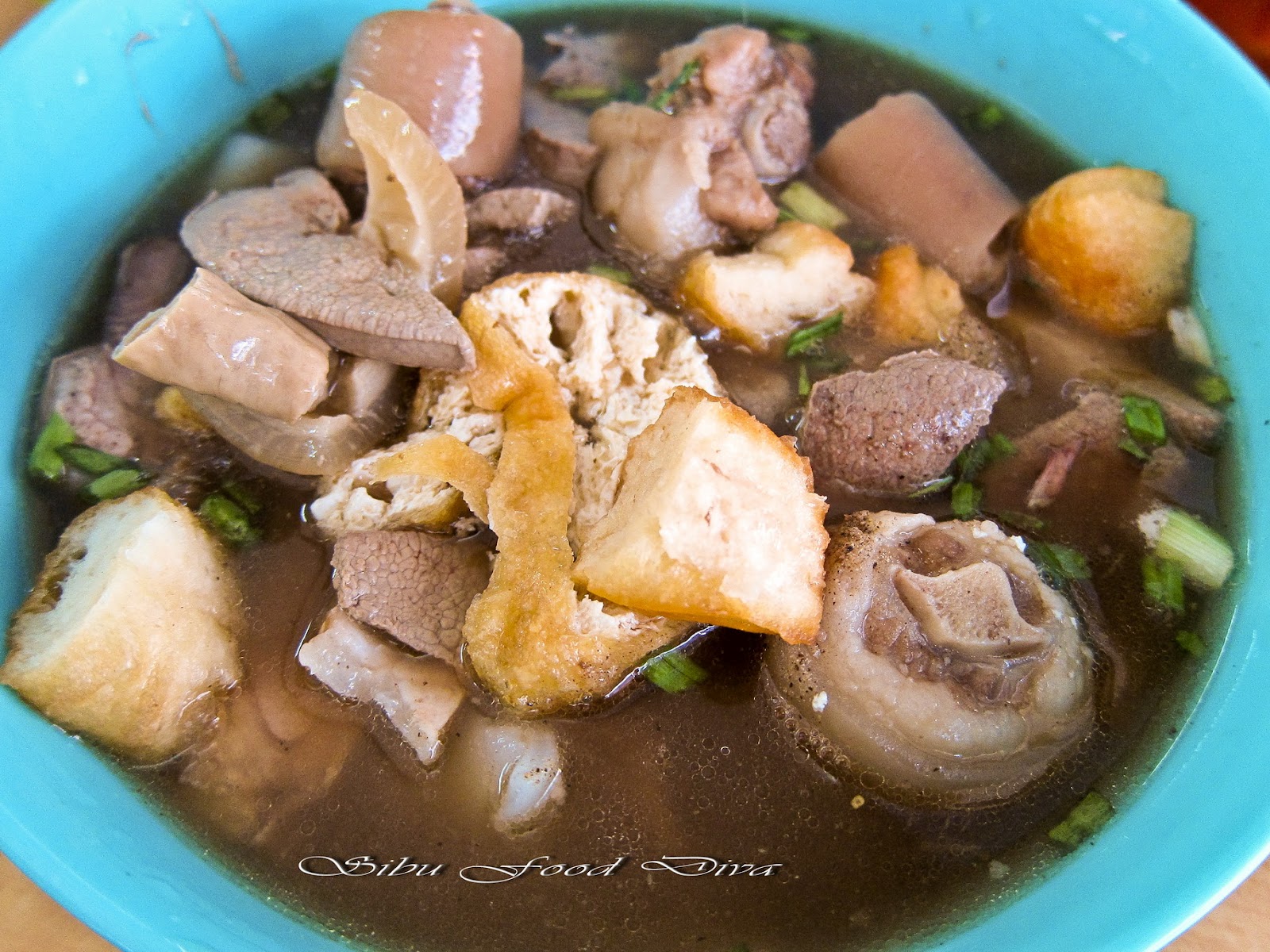 Sibu Food Diva: Kueh Chap at Ah Ling Bak Kut Teh, Sibu