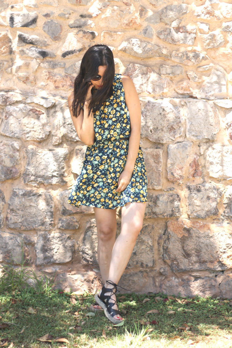 Vacaciones en Plutón: Review María Barceló, Made in Spain