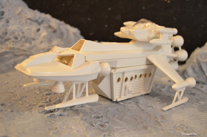 MOONBASE CENTRAL: AIRFIX STARCRUISER