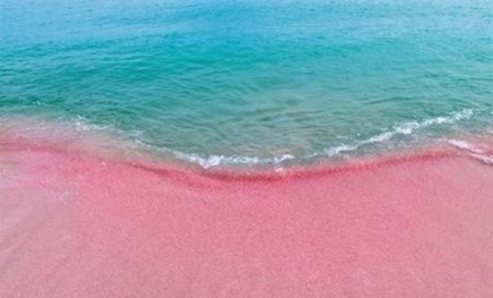ForeBR: Conheça a praia que tem a areia cor de rosa, ela fica na Bahamas