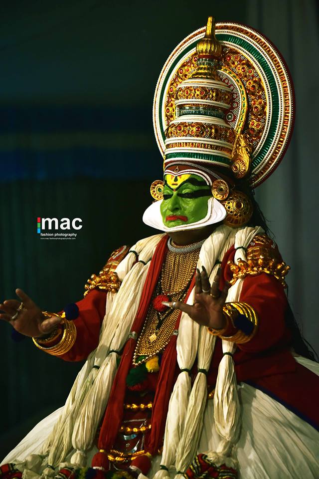 Kathakali Photos Shots Capture Cherukolpuzha Pathanamthitta ~ iMac ...