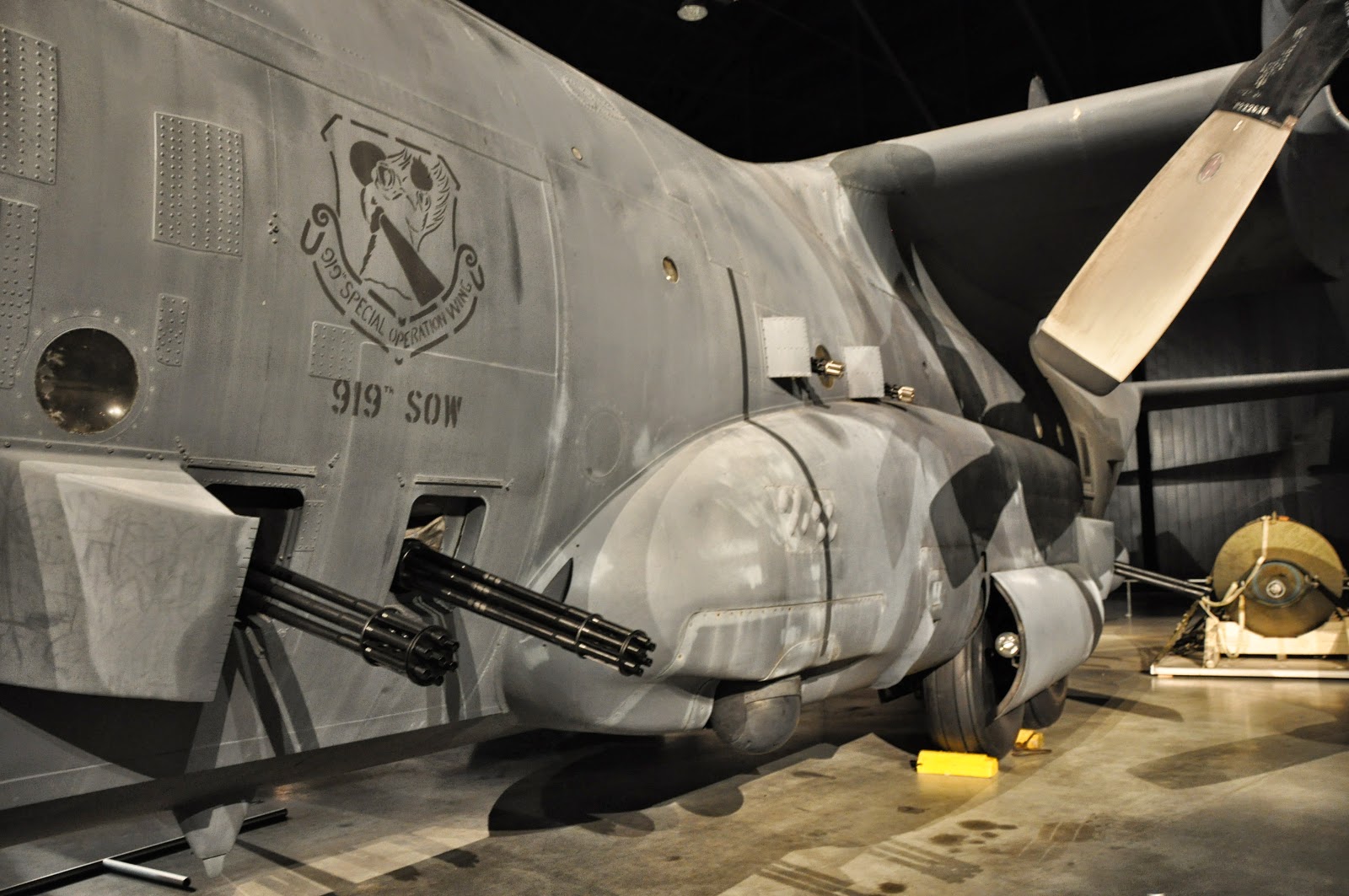 United States Air Force: AC-130H Spectre / AC-130U Spooky II