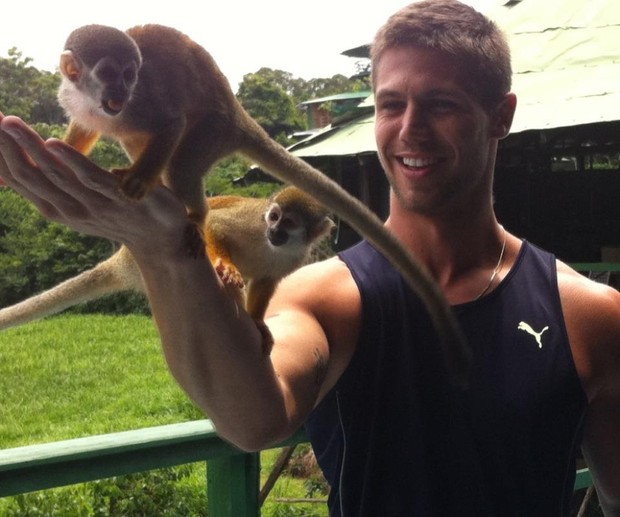 Veja fotos da viagem de Jonas, do "BBB 12", para a Amazônia