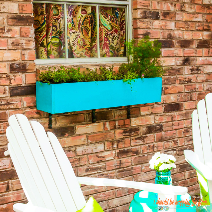 DIY Window Box | i should be mopping the floor