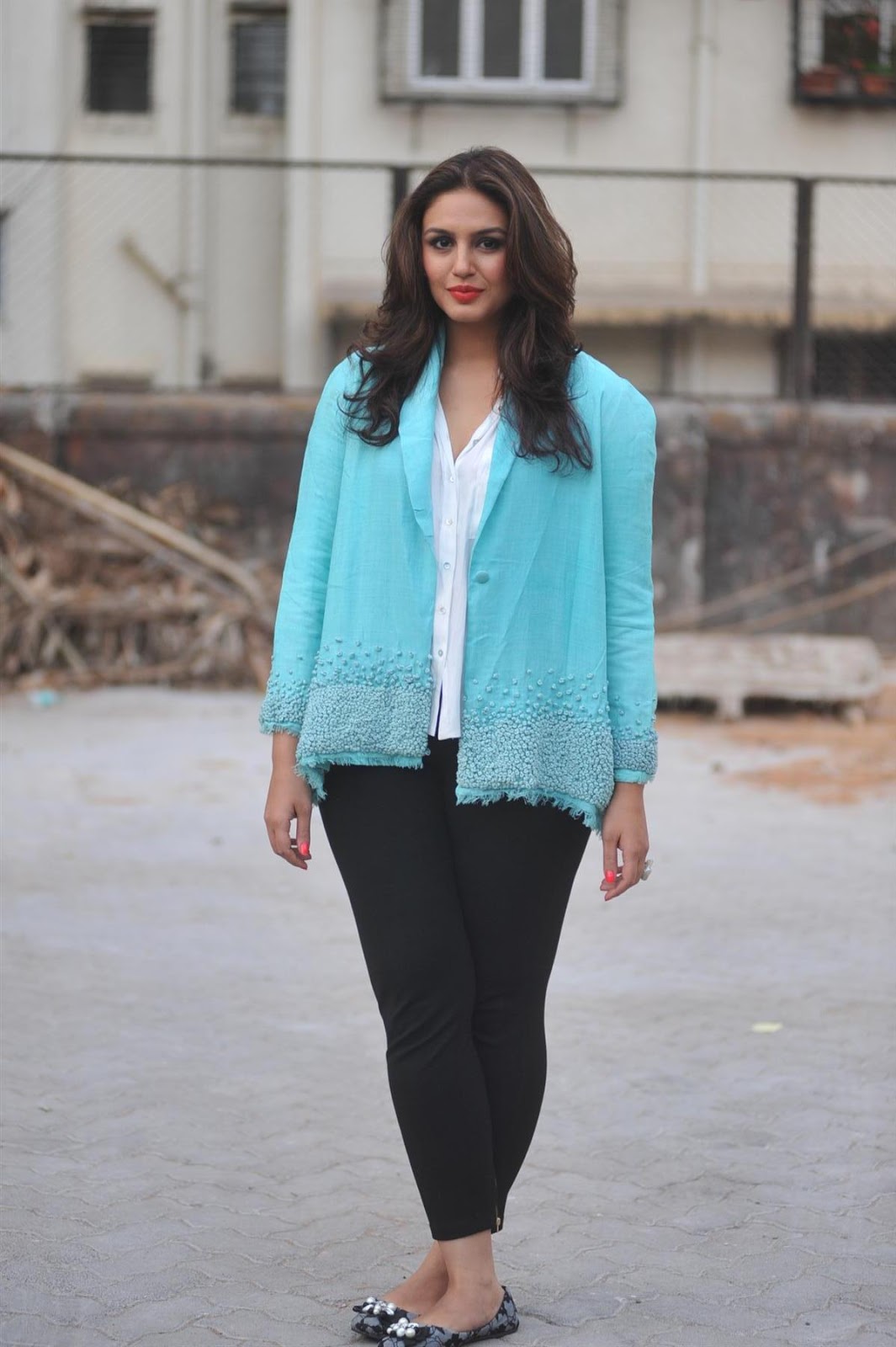 Huma Qureshi Looks Beautiful At Film 'Ek Thi Daayan' Promotions In ...