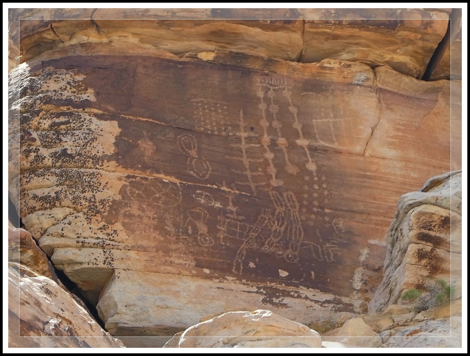Ken's Photo Gallery: Brownstone Canyon Archaeological District Rock Art