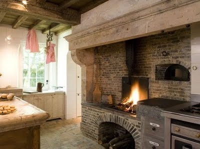 702 Hollywood: The Hearth of the Kitchen