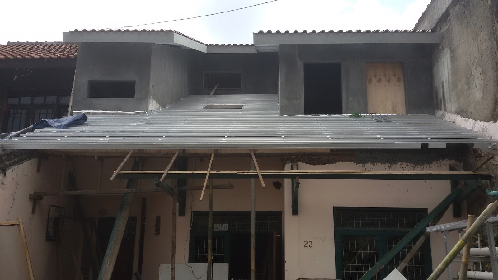 SPECIAL RENOVASI ATAP RUMAH : HARGA BONGKAR PASANG ATAP RUMAH DI BANDUNG