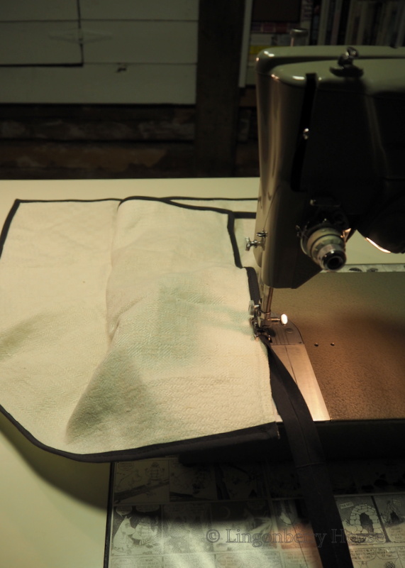 Lingonberry House: Singer 328 K sewing machine