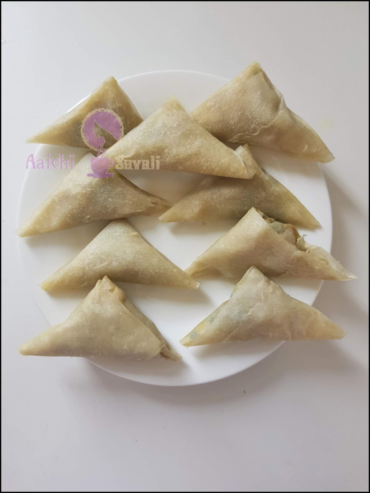 Instant Mini Samosa using Samosa Patti - Aaichi Savali