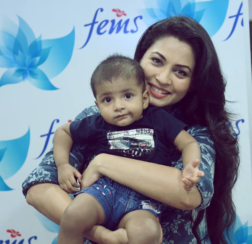 Sri Lankan Actress Pooja: August 2016