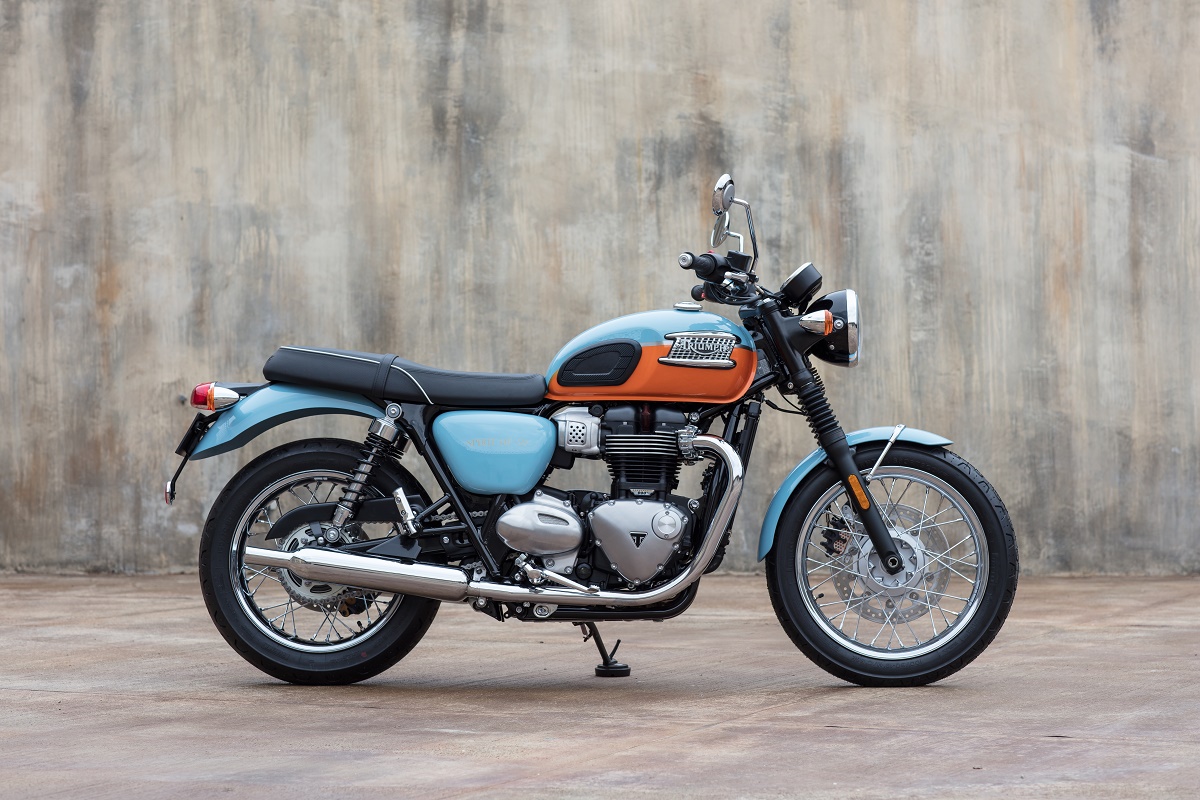 Vinci una Triumph Modern Classic - RocketGarage - Cafe Racer Magazine