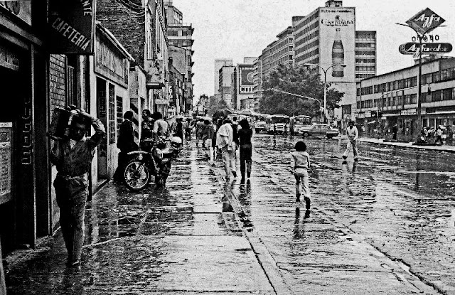 Beautiful Life of Colombia in 1979 Through an Italian Travel ...