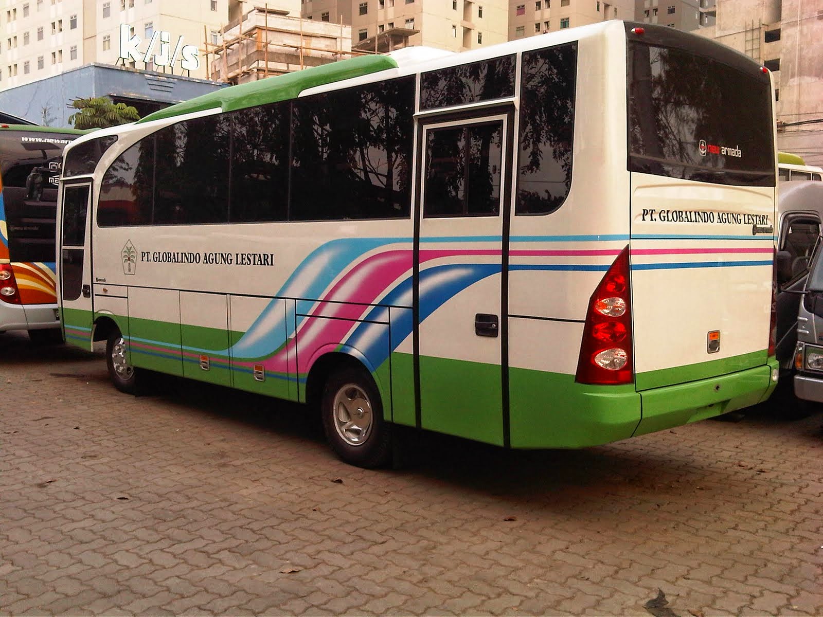 MEDIUM BUS MITSUBISHI dan MODIFIKASI 4WD: medium bus fe 84g bc standar ...