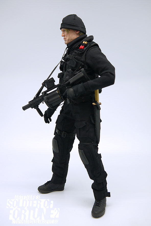 toyhaven: Expendables Gunner Jensen (Dolph Lungren) 12" Figure - Art ...