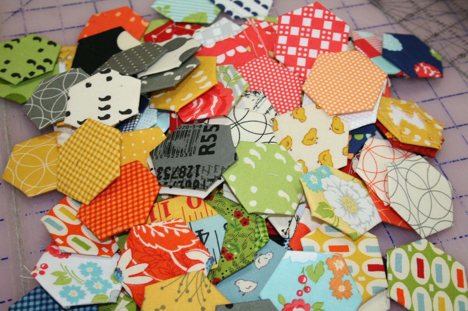 THE QUILT BARN: Moda Candy Hexagons