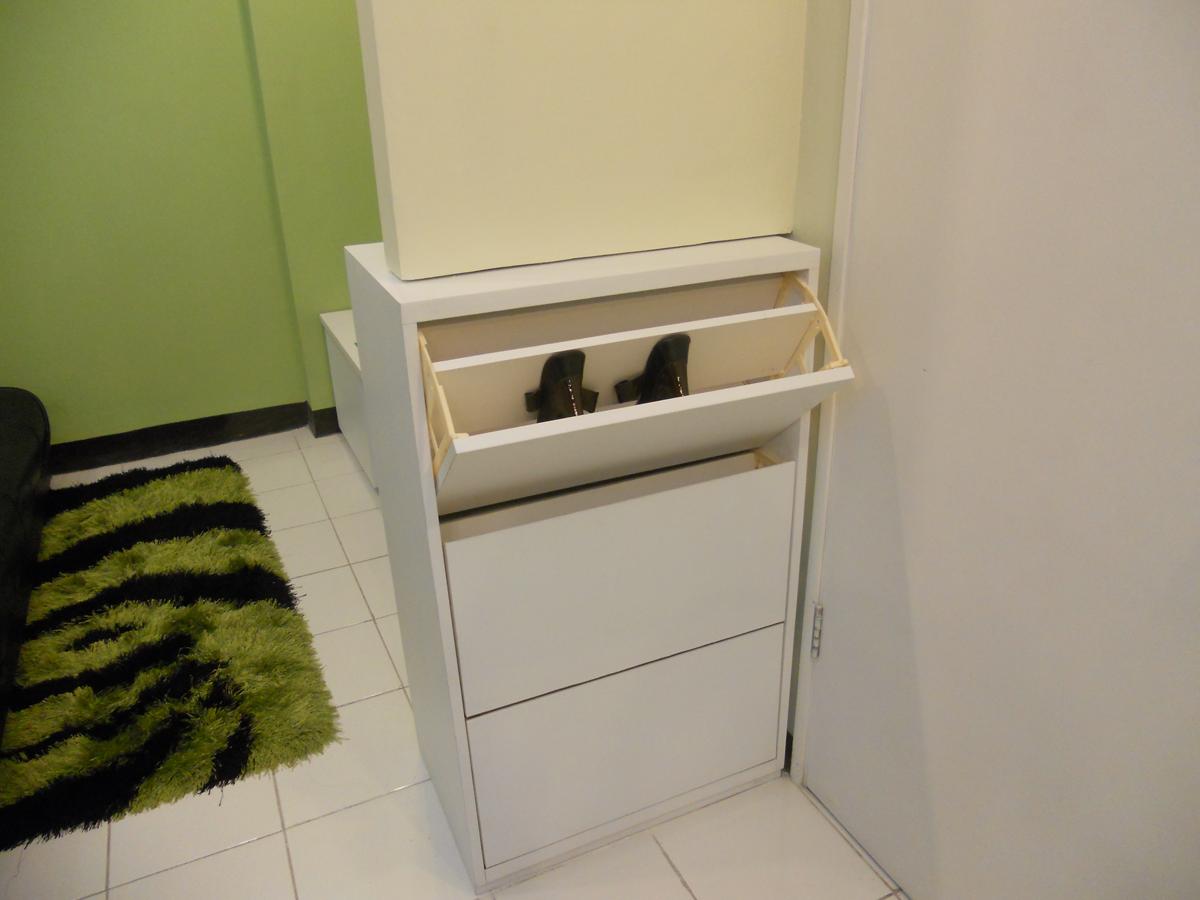 RAK SEPATU ~ Loretta Interior Design