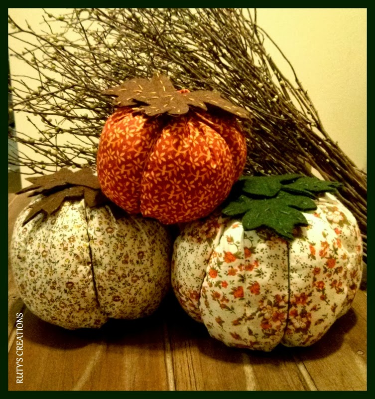Ruty's Creations: CALABAZAS DE TELA - FABRIC PUMPKIN