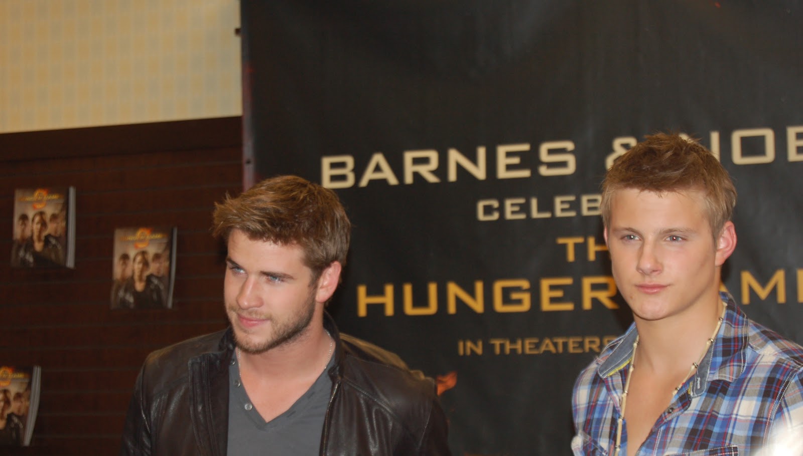 "The Hunger Games" cast shows fans the love on film's opening night ...