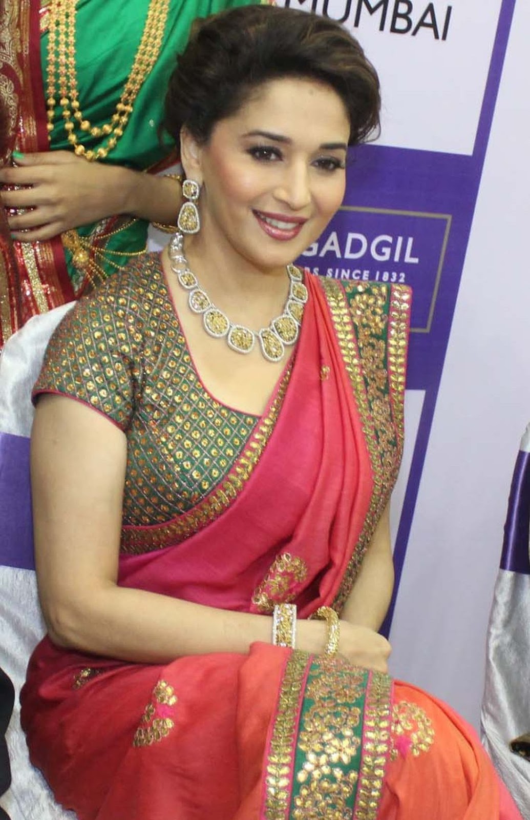 Madhuri Dixit Latest Sexy Hot Saree Photos Pics Images Spicy Ammayi
