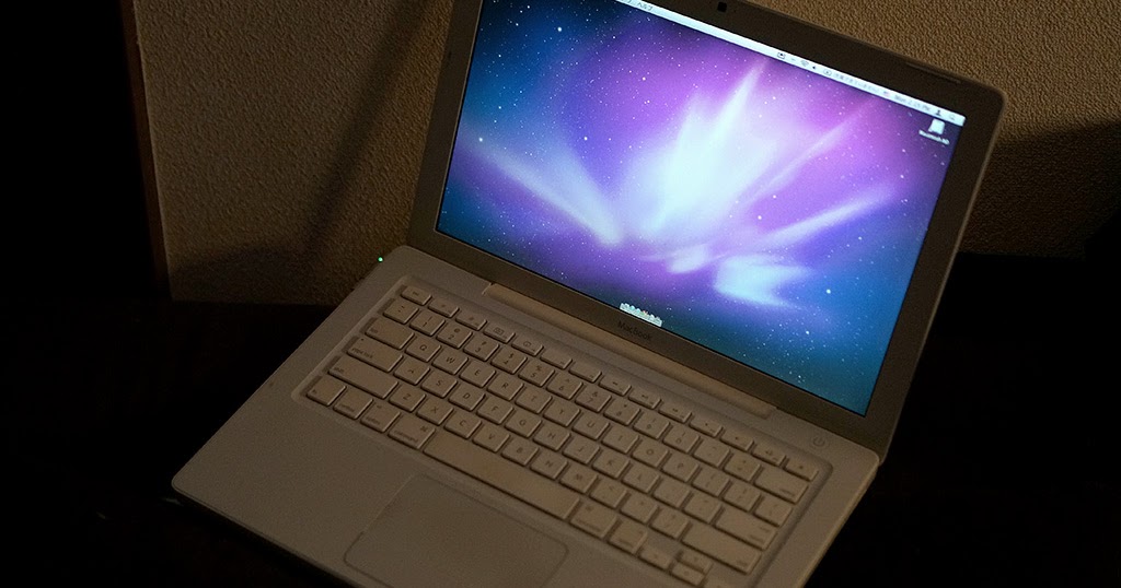 Backspace: Apple MacBook (A1181, 13 inch, Mid 2007)