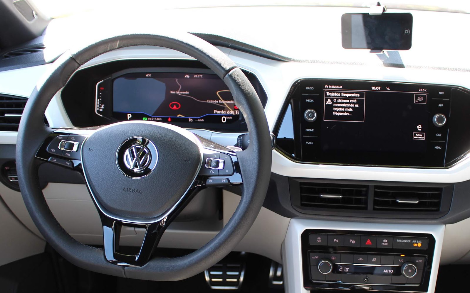 VW T-Cross: SUV chega para enfrentar HR-V e Creta - teste