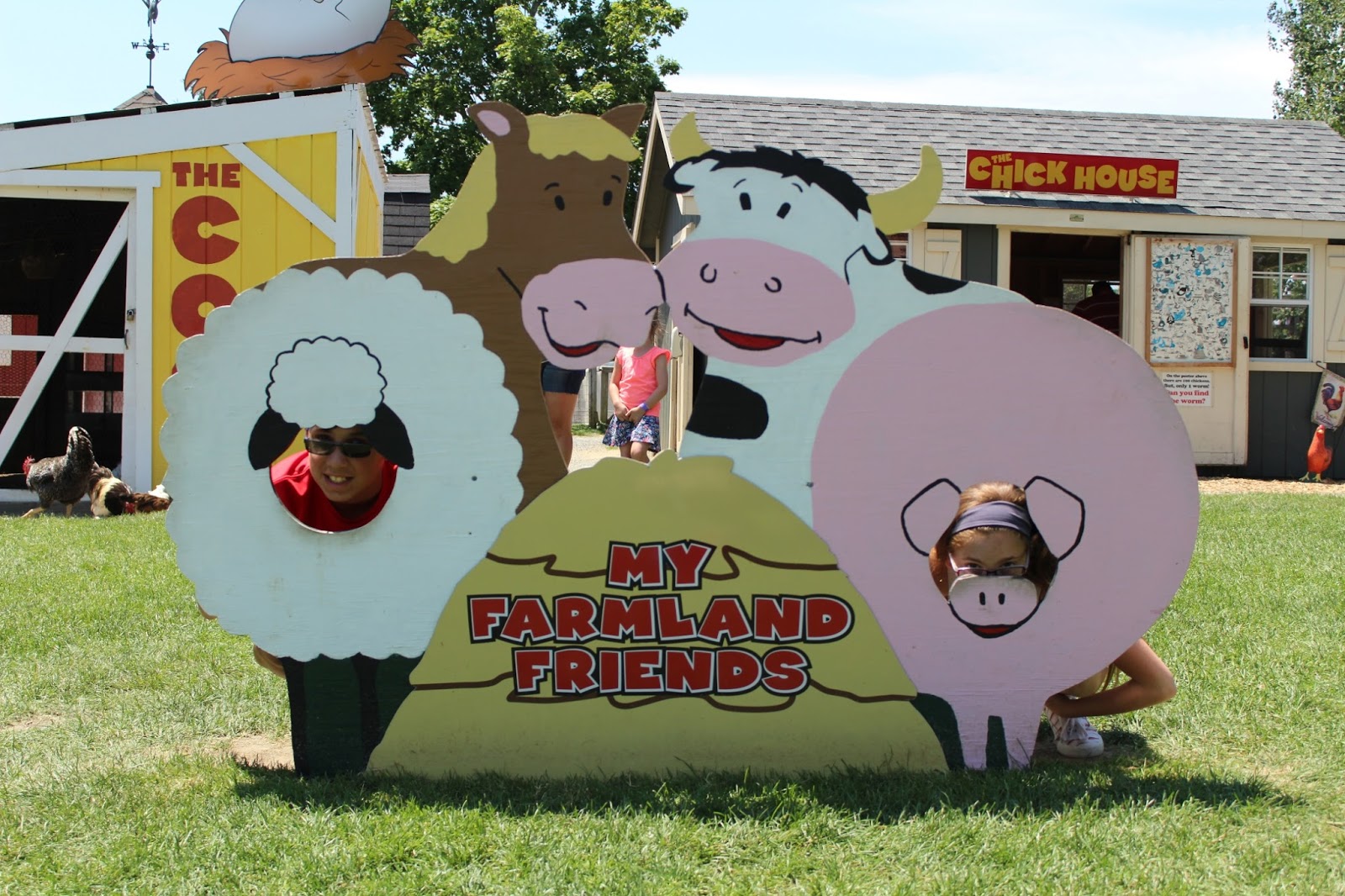 Evan and Lauren's Cool Blog: 7/7/17: Davis Farmland Farm and Water Fun