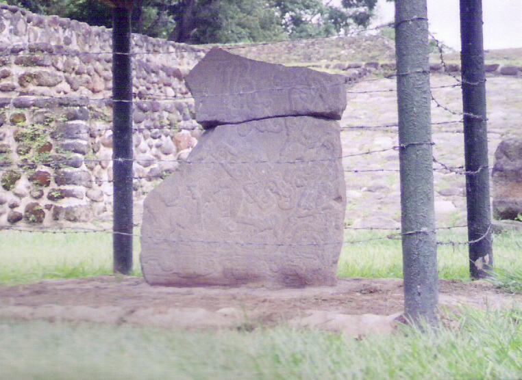 TURISMO CHIAPAS DESDE TAPACHULA: ZONA ARQUEOLOGICA DE IZAPA