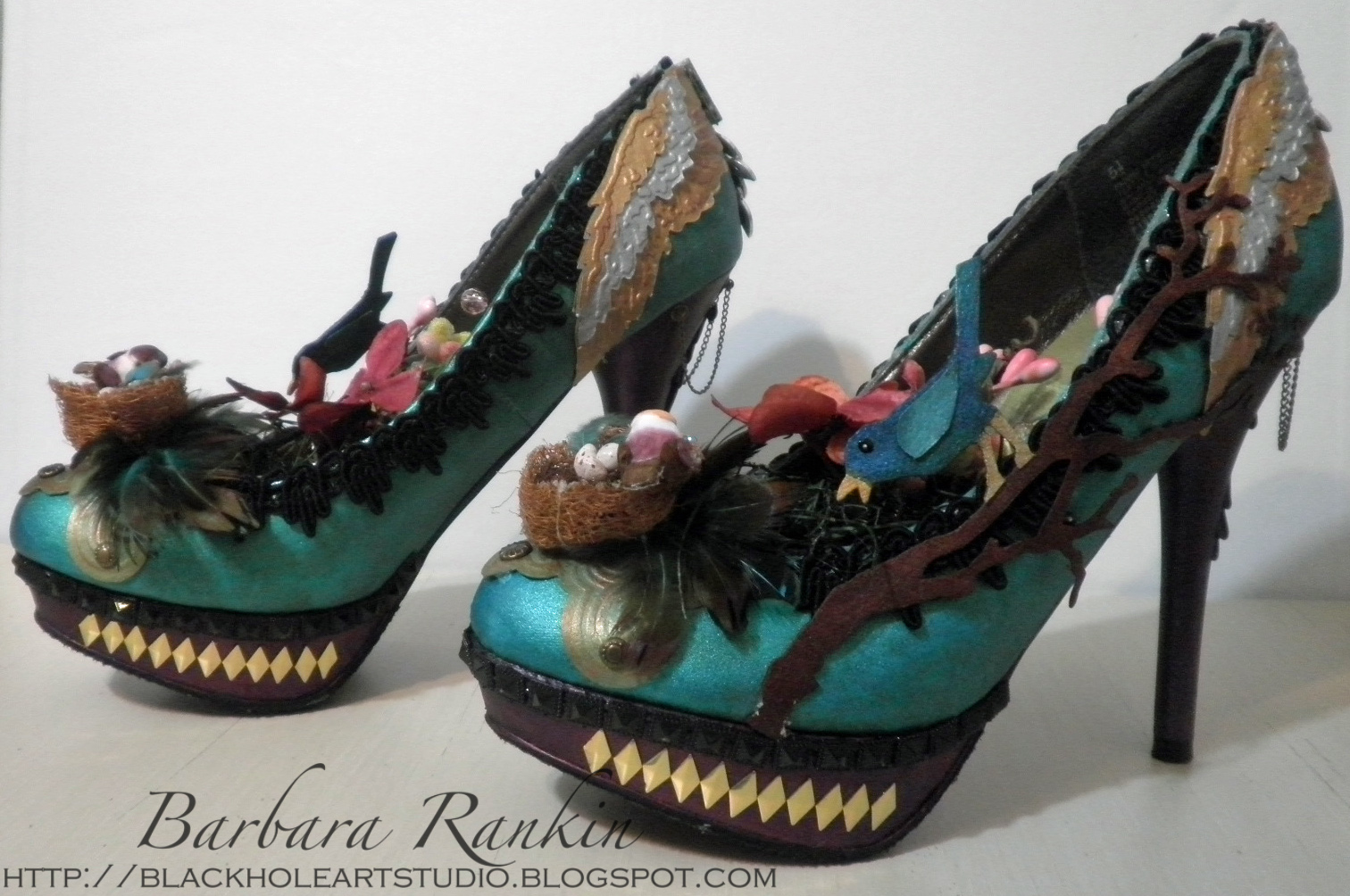 Black Hole Art Studio: Altered Shoe Blog Hop with ColourArte