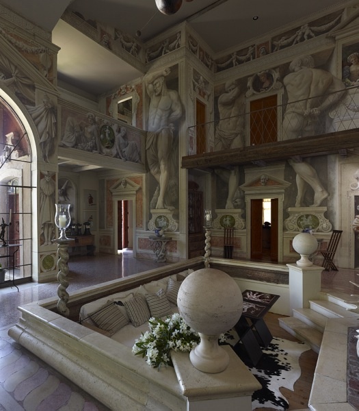 Eye For Design: Decorating With Grisaille For Soft Elegant Walls