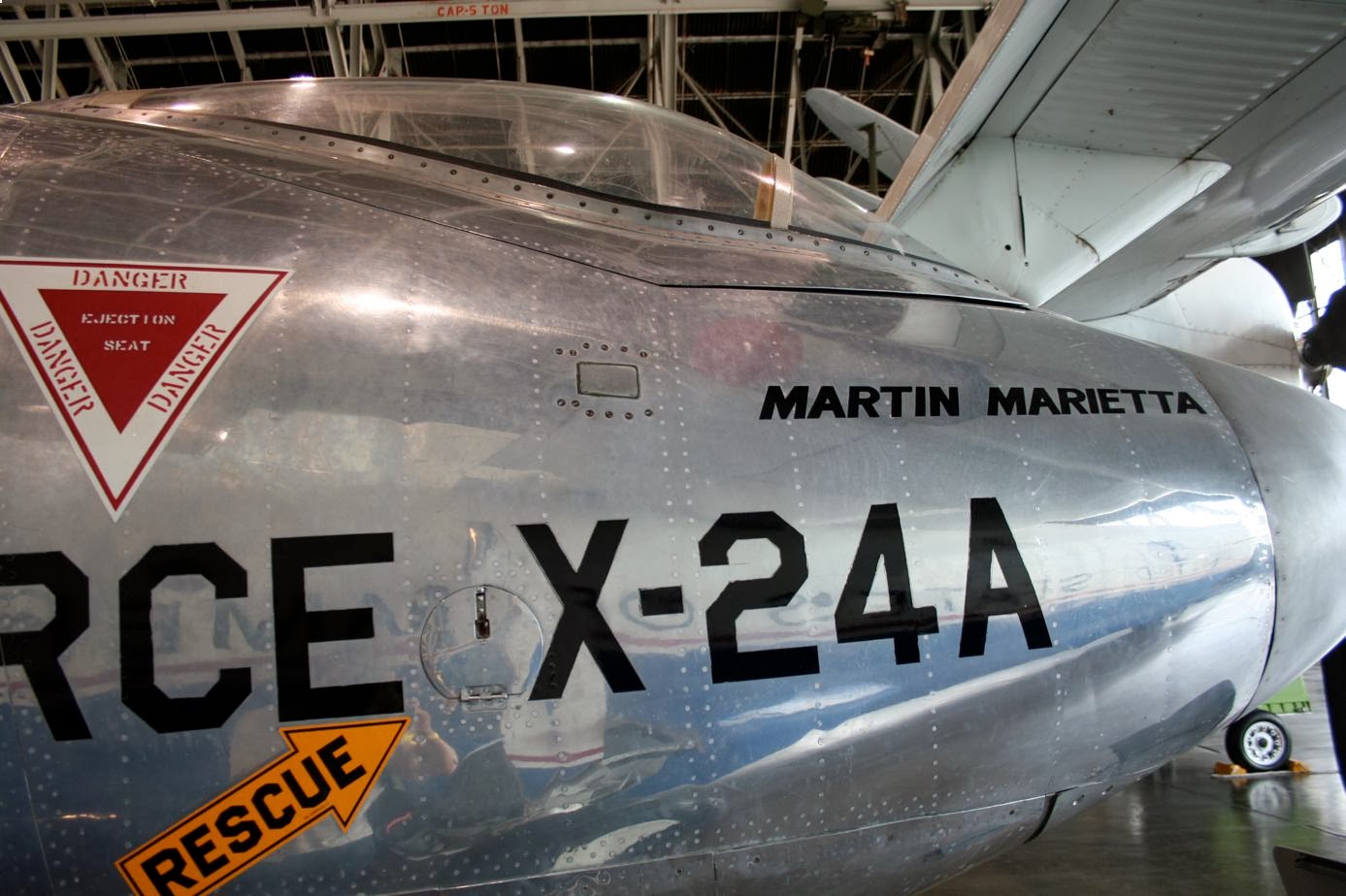 SPACE RELICS: Le programme X-24A - Lifting Body