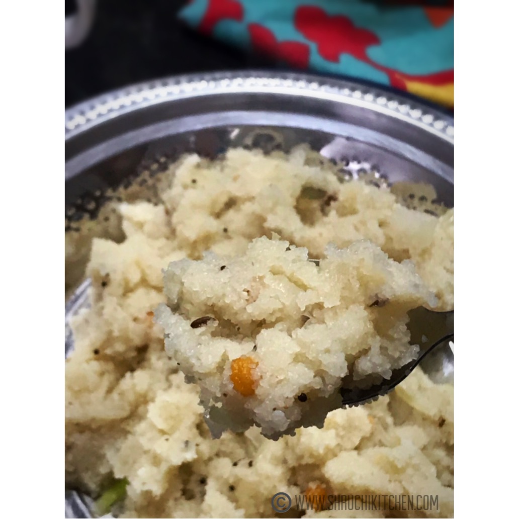 Shruchi Kitchen: Plain Onion Rava Upma